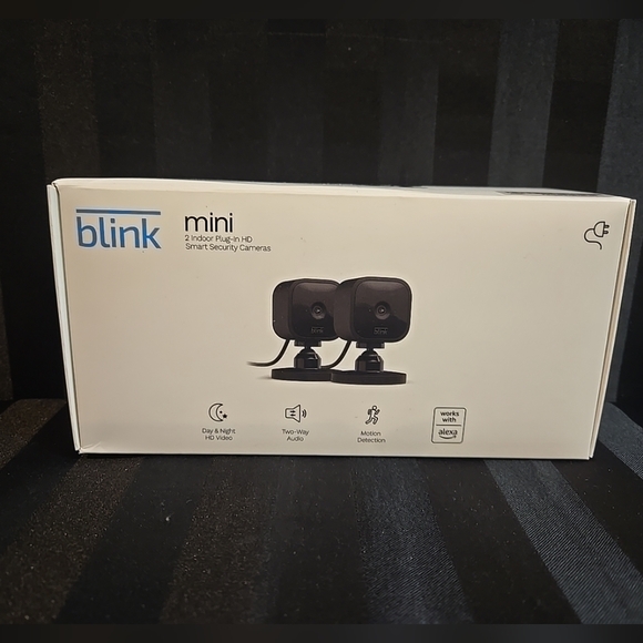 Blink | Cameras, Photo & Video | 2 Cameras Blink Mini Indoor Plug In Hd ...